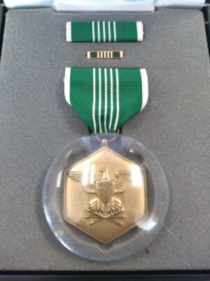 US Army Commendation Medal (ARCOM) Set: Lapel Pin, Ribbon, & Case. NEW ...
