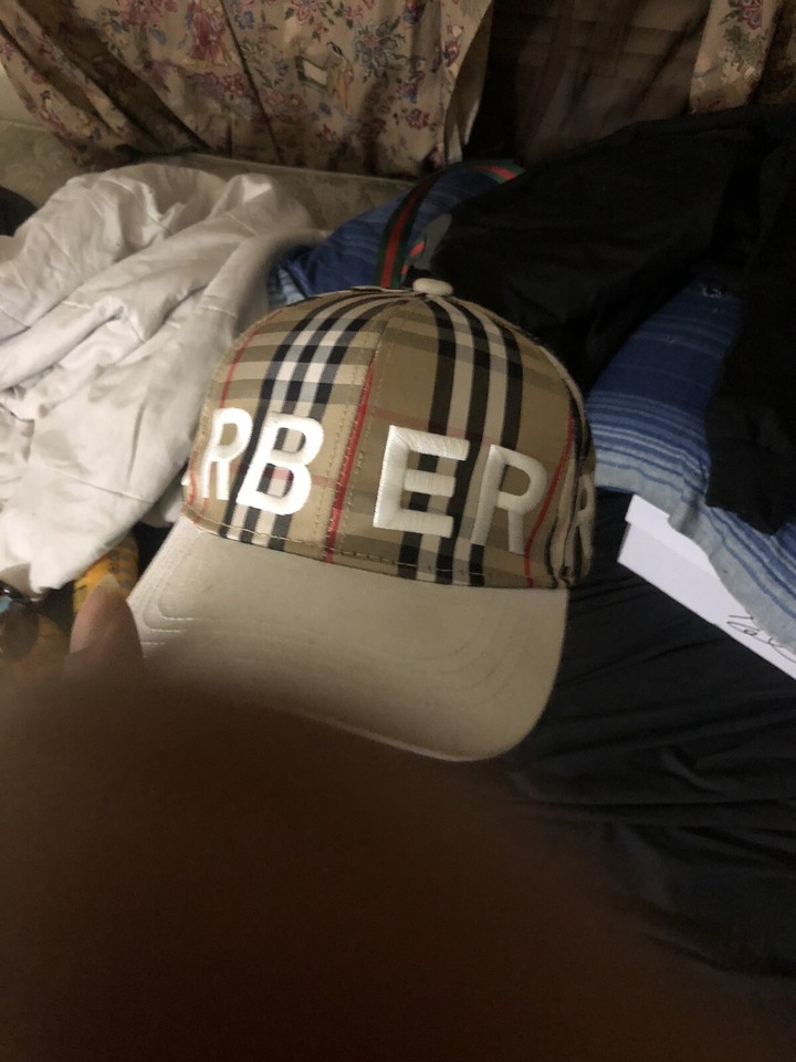 5 Piece Bundle Designer Burberry Set Size Large. Black Jacket And Gucci ...