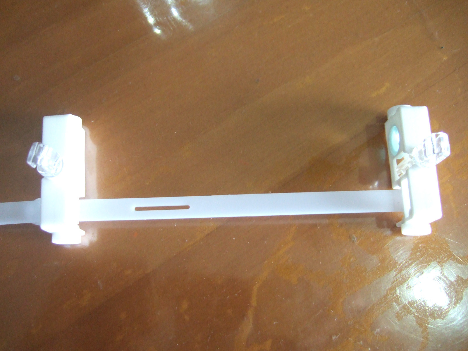 VERTICAL BLIND CARRIER & PLASTIC SPACER LINK FOR TRACK & 127mm SLATS ...