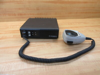 Motorola D33MJA73A5CK Max Trac 100 2 Way Radio | eBay