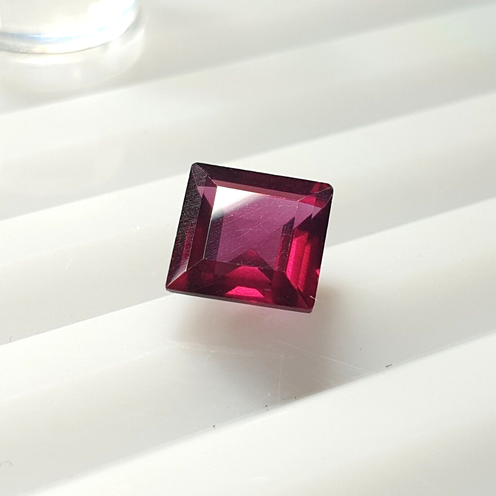 100% Naturel Rhodolite Violet Couleur 6x6 MM Carré Forme Facettes Coupe ...