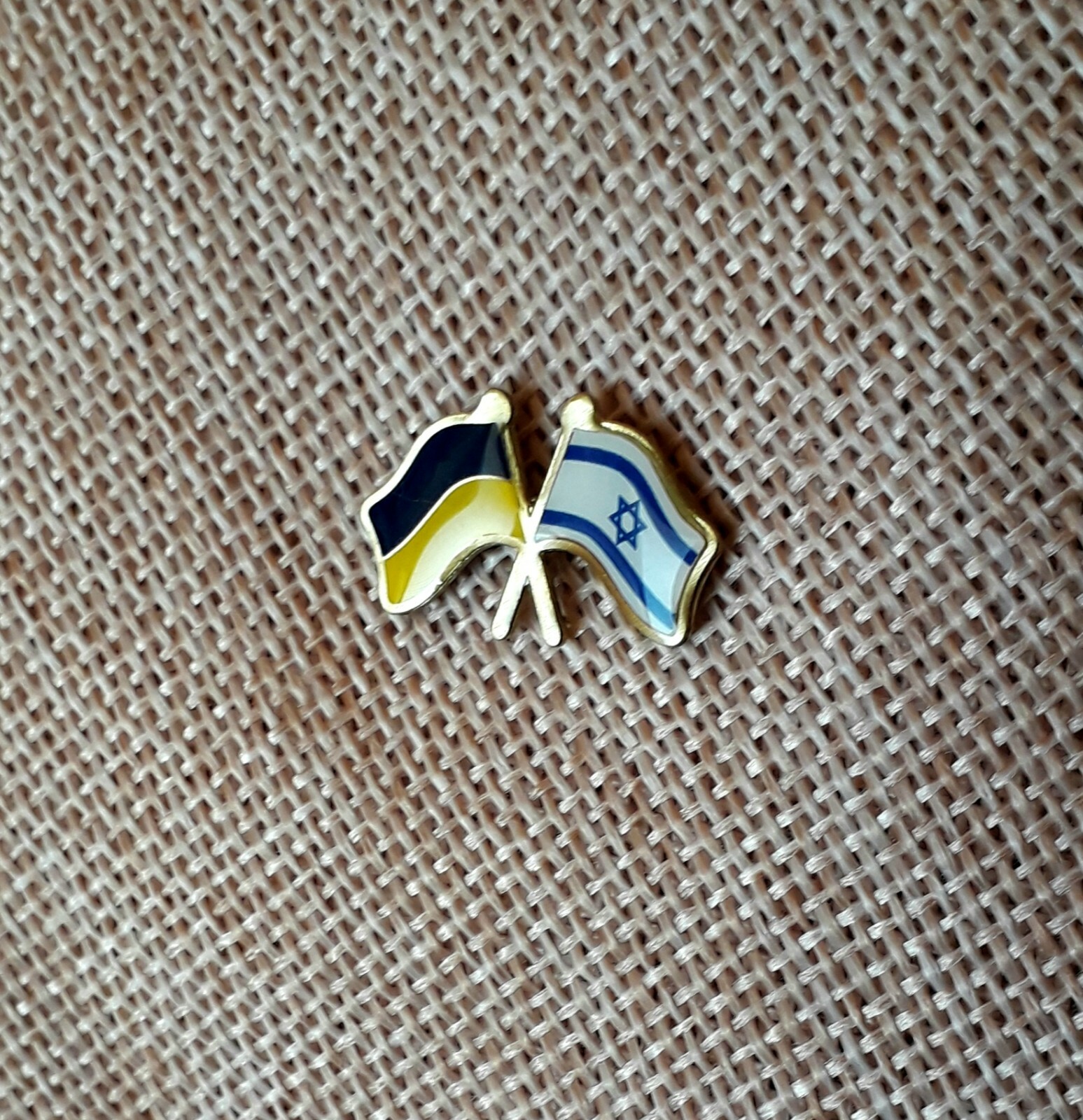 Ukrainian & Israel flag Ukrainian Lapel Pin Metal Israeli badge Gold1 ...