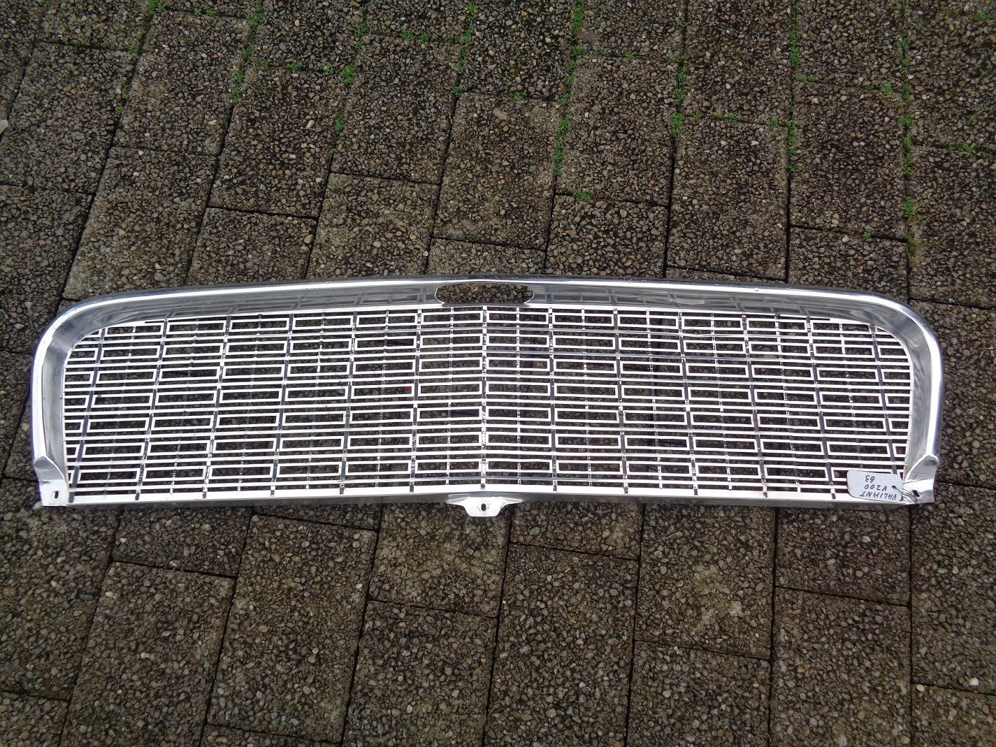 Plymouth Valiant V200 Kühlergrill Grill Frontgrill front radiator ...