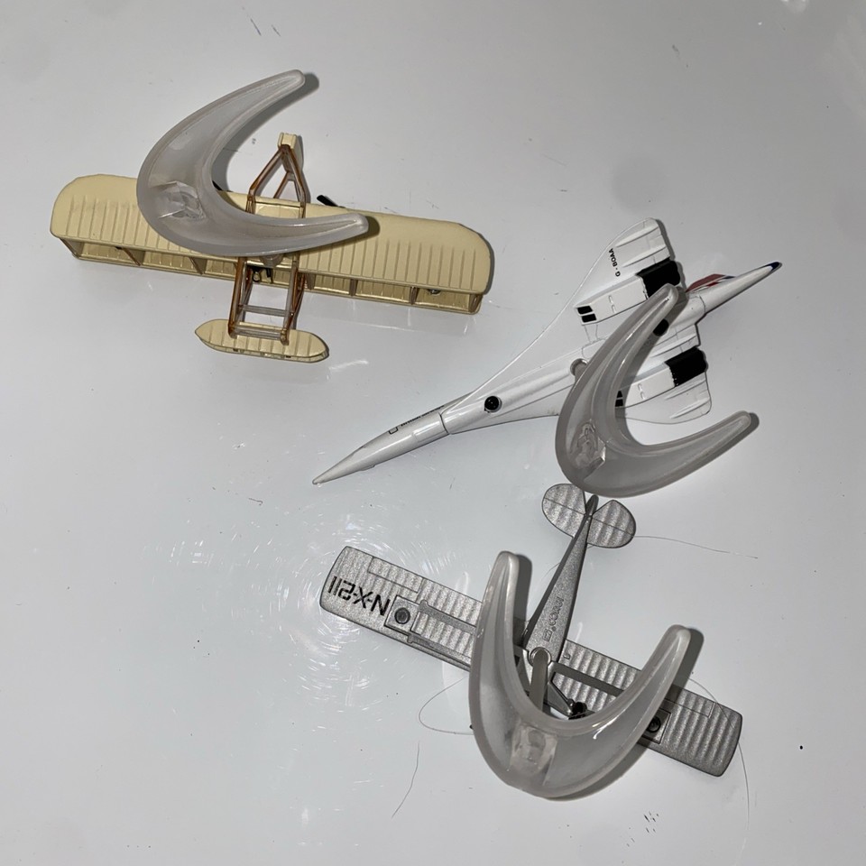 3 Corgi Diecast Airplanes Spirit of St. Louis, Wright Flyer, Bae ...