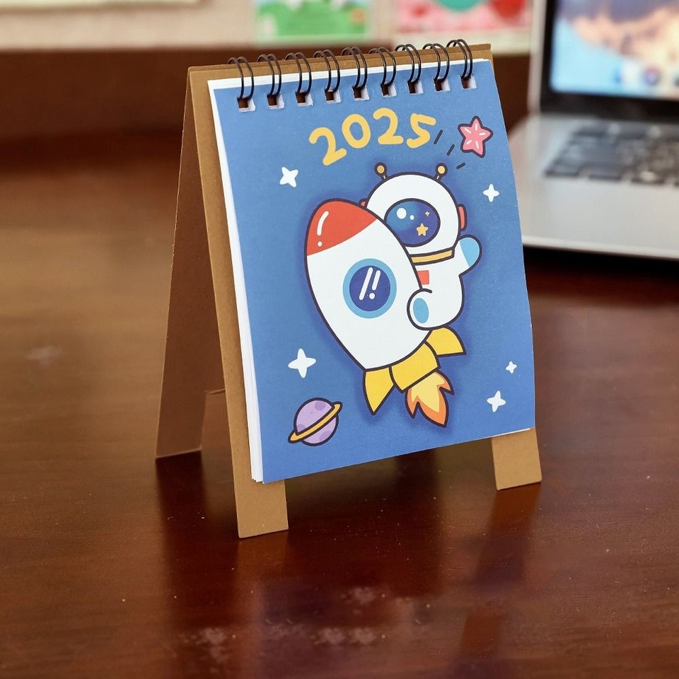 4Pcs/set Cute Mini Calendar Thickened Desktop Calendar Ornament Kids ...