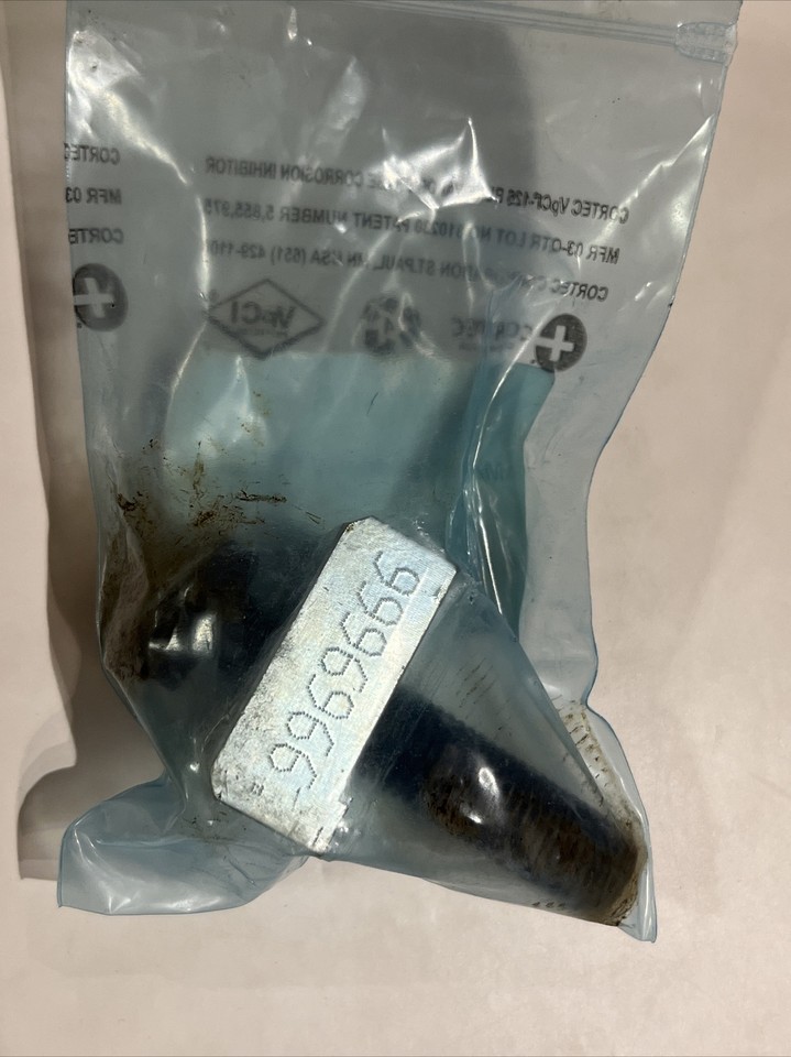 9996966 VOLVO D9 D12 D13 CYLINDER LINER PRESS HOLD DOWN TOOL | eBay