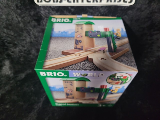 BRIO Signal Station Train Accessory 33674 for sale online | eBay