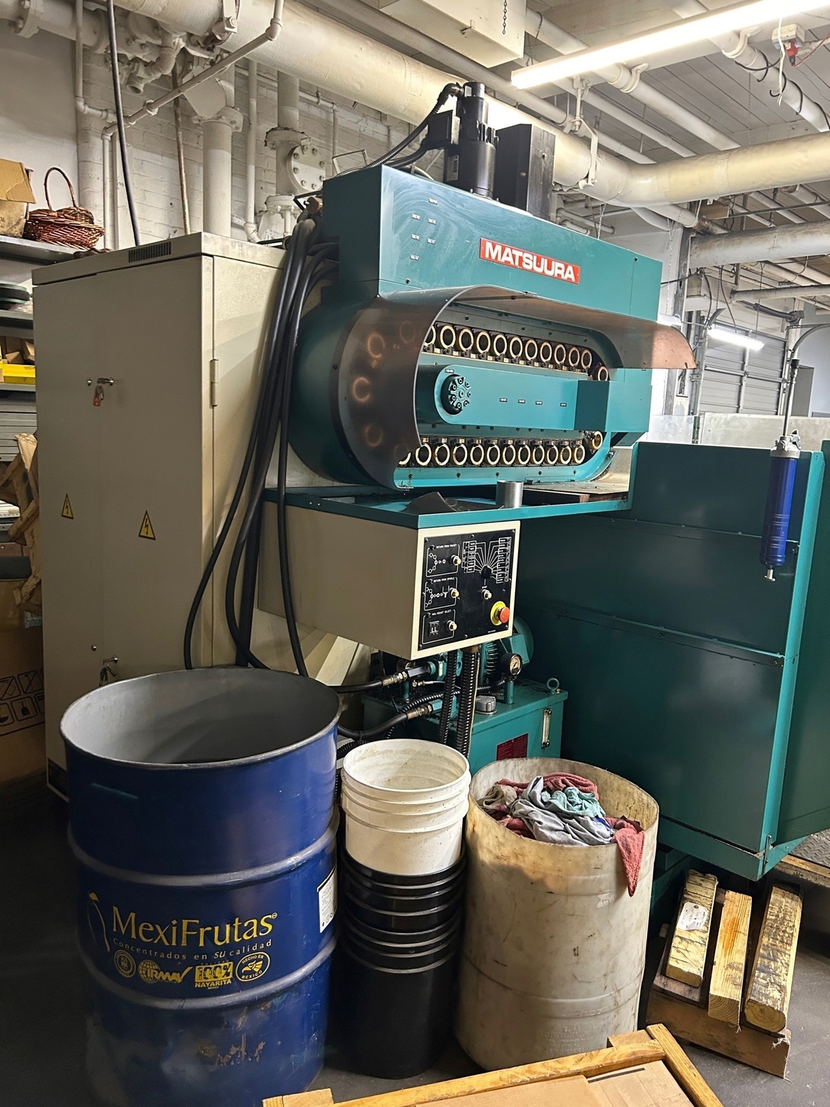 Matsuura MC-800VF CNC Mill w Yasnak MX2 Control New 1986 | eBay