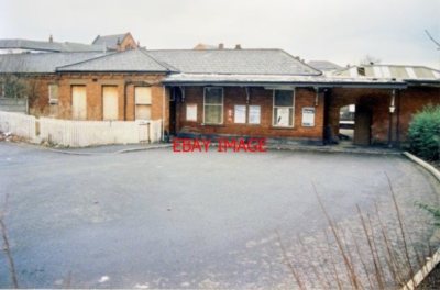 PHOTO 1989 CASTLETON RAILWAY STATION EXTERIOR 1989 LOOKING FOR SOMEONE ...