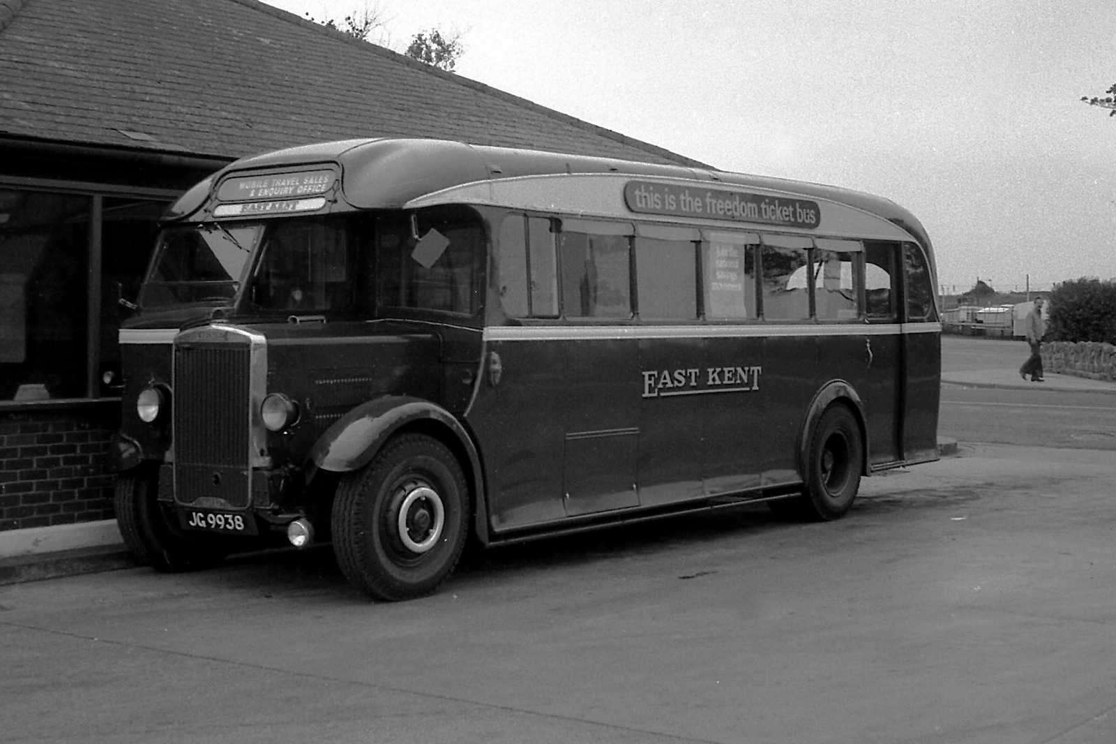 East Kent JG9938 mobile travel office Sheerness Bus Photo | eBay UK