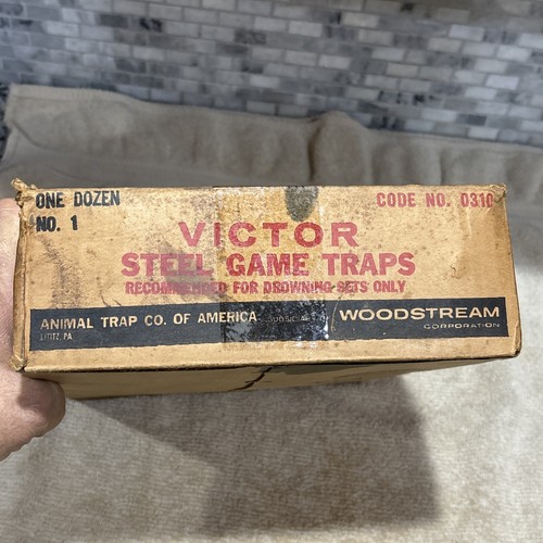 12 Vintage NOS Victor No 1 Long Spring Traps Trapping Newhouse Sargent ...
