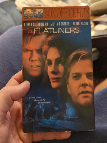 Flatliners (VHS, 1991) Kiefer Sutherland Kevin Bacon Horror Sci Fi ...