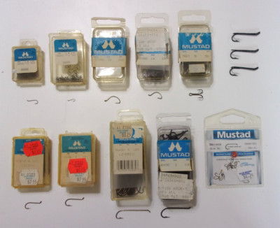 Assortment of MUSTAD hooks - approximately 650 hooks !! | eBay
