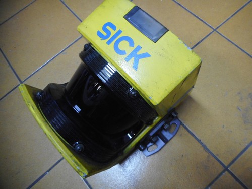 SICK PROXIMITY LASER SCANNER -- PROGRAMMABLE SAFE ZONES -- PLS101-312 ...