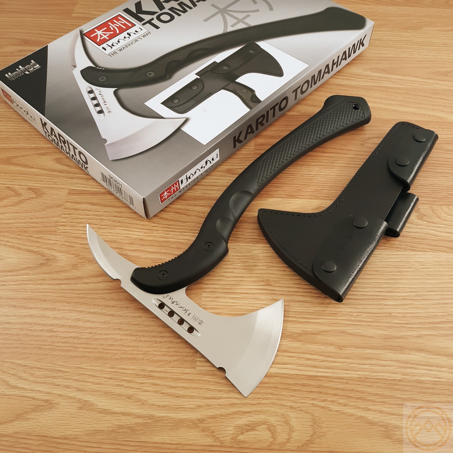 United Cutlery Honshu Karito Axe 9.38" 7Cr17MoV Steel Head Rubber/Nylon ...