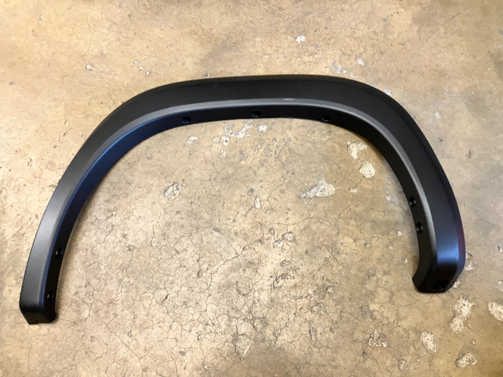 NEW OEM NISSAN 2021-2024 FRONTIER RIGHT REAR WHEEL WELL MOLDING ...