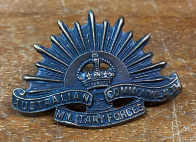 Lovely Australian Commonwealth Military Forces Military Cap Badge A60 ...