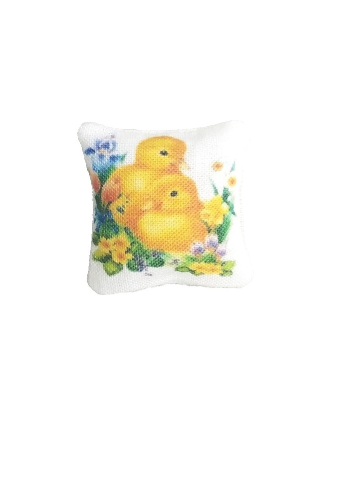 Easter Mini Pillows Dollhouse Miniature 1:12 Scale Bunny Chicks Eggs ...