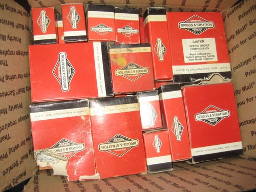 NOS Briggs & Stratton Vintage Engine Parts Box D | eBay
