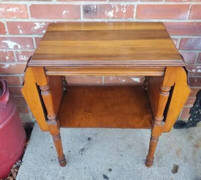 1900-1950 - Table Magazine Rack