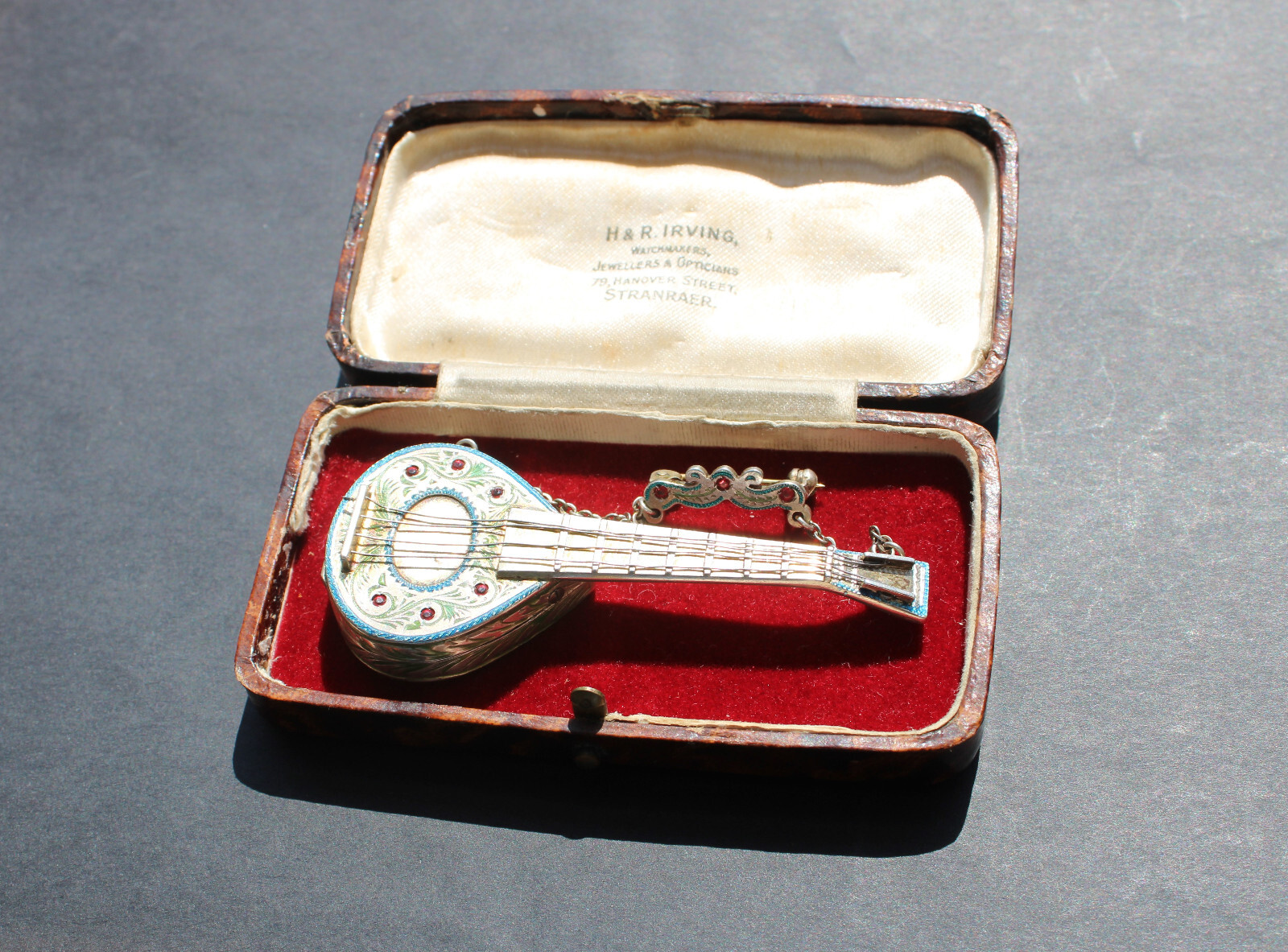 Rare Vintage Swiss Mandolin music box / silver brooch - Gem