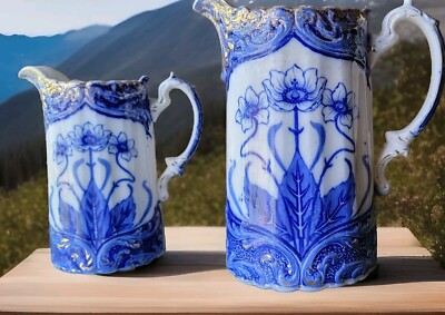 Pitchers - Flow Blue Pitcher