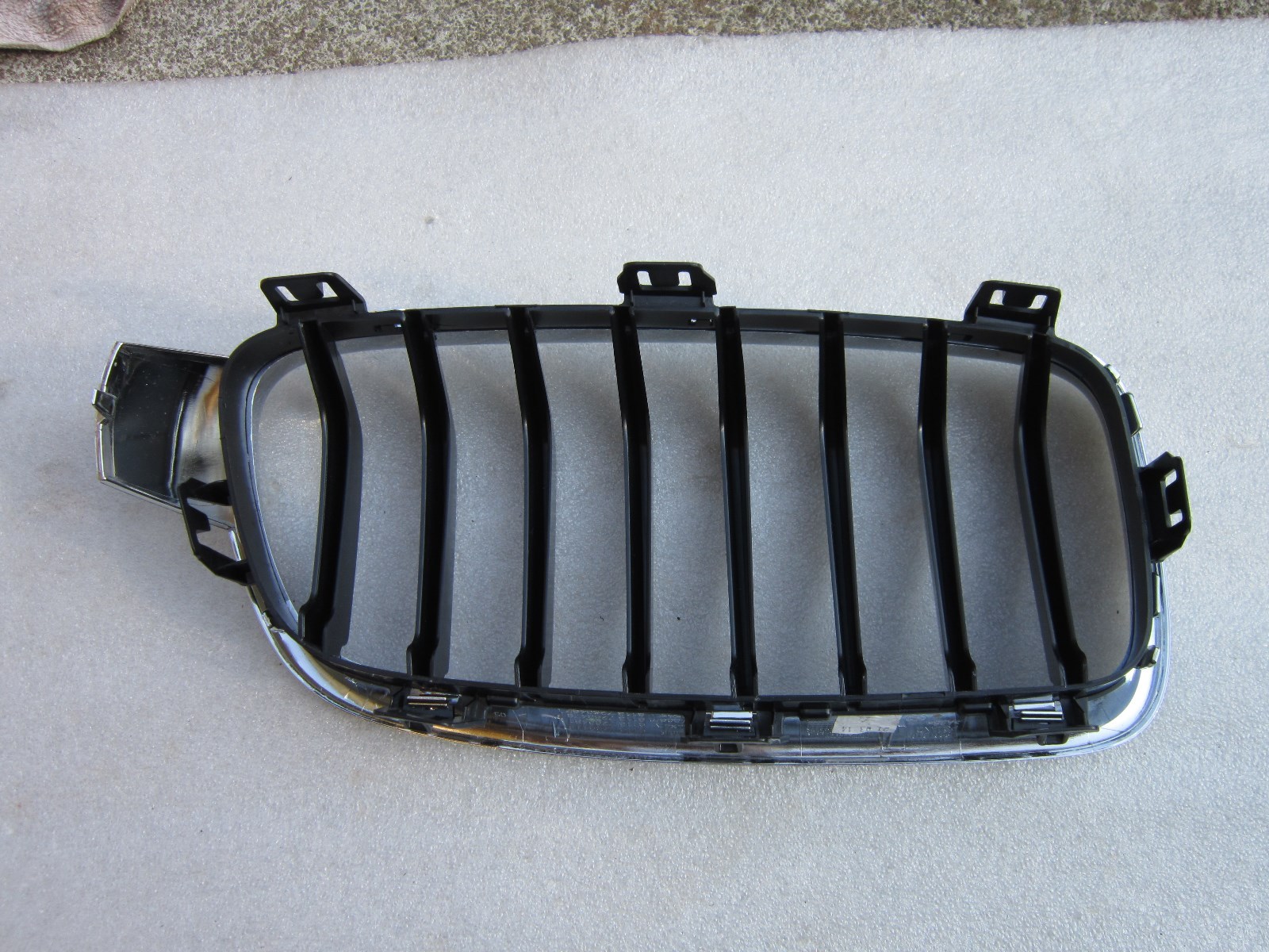 BMW 3 Serie SPORT 2012-2015 FRONT BUMPER LH KIDNEY CHROME GRILLE OEM ...