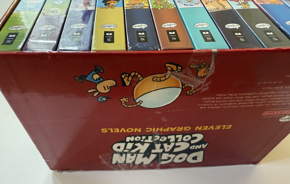 Dog Man and Cat Kid Collection: 11 Graphic Novels Box Set Hard Cover ...