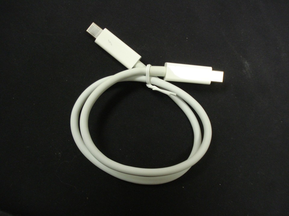 OEM Genuine Apple 0.5m Thunderbolt 2 to Thunderbolt 2 Cable A1410 ...