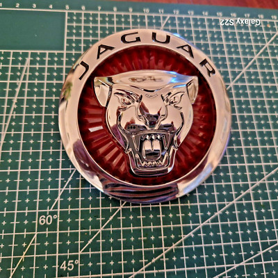 GENUINE NEW JAGUAR GRILL EMBLEM CAR BADGE LOGO RED JAGUAR F-PACE XE XF ...