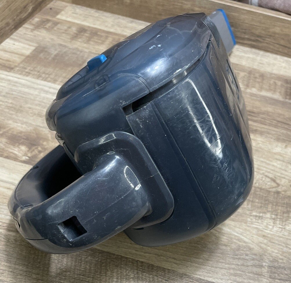 Black & Decker Smartech Cordless Lithium-Ion Handheld Vacuum Cleaner W ...