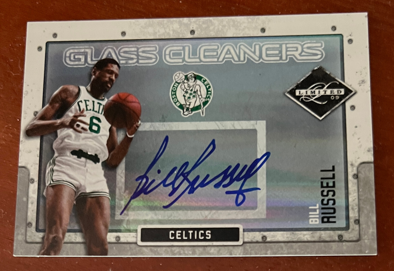 BILL RUSSELL Boston Celtics Signed 2009-10 Panini Limited Glass ...