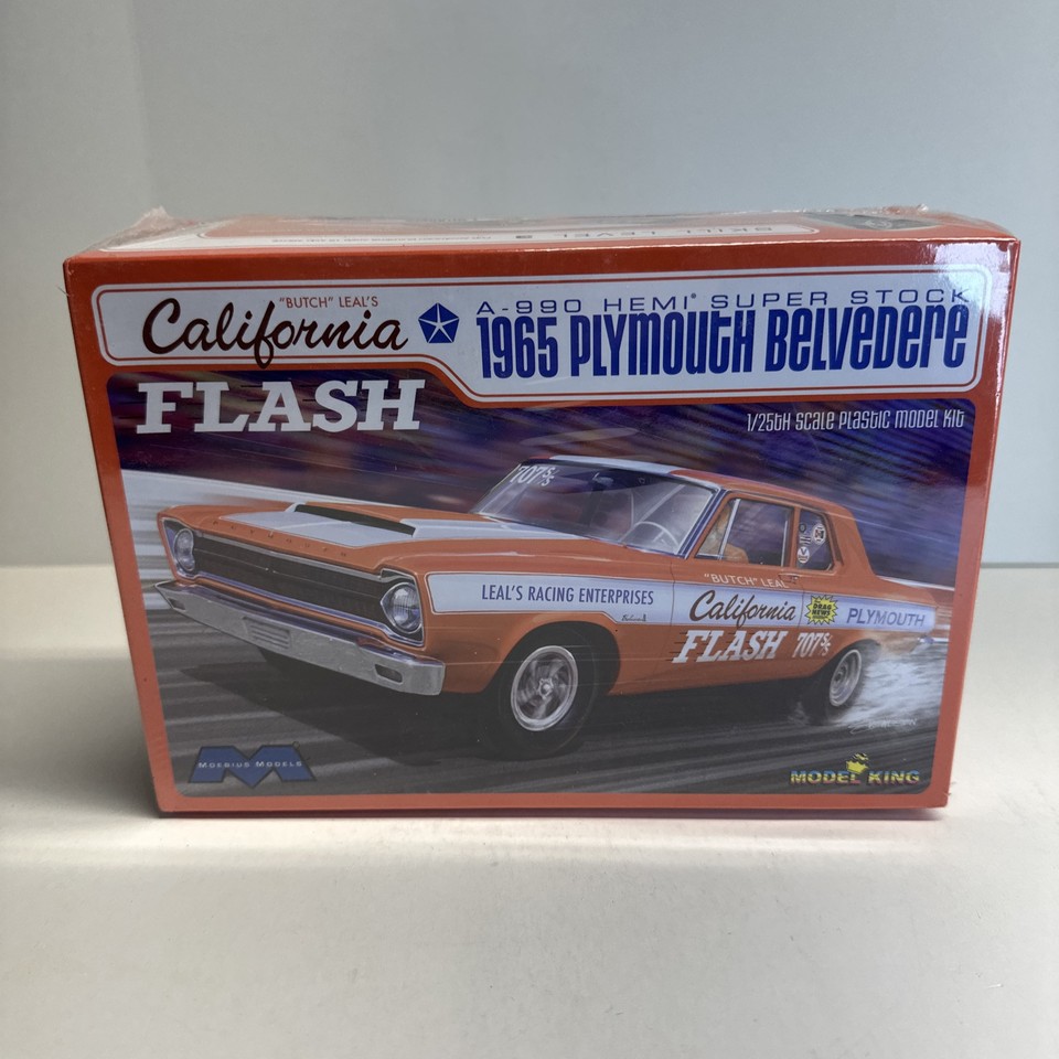 Moebius MODEL KING ‘65 Plymouth Belvedere California Flash 1/25 Scale ...