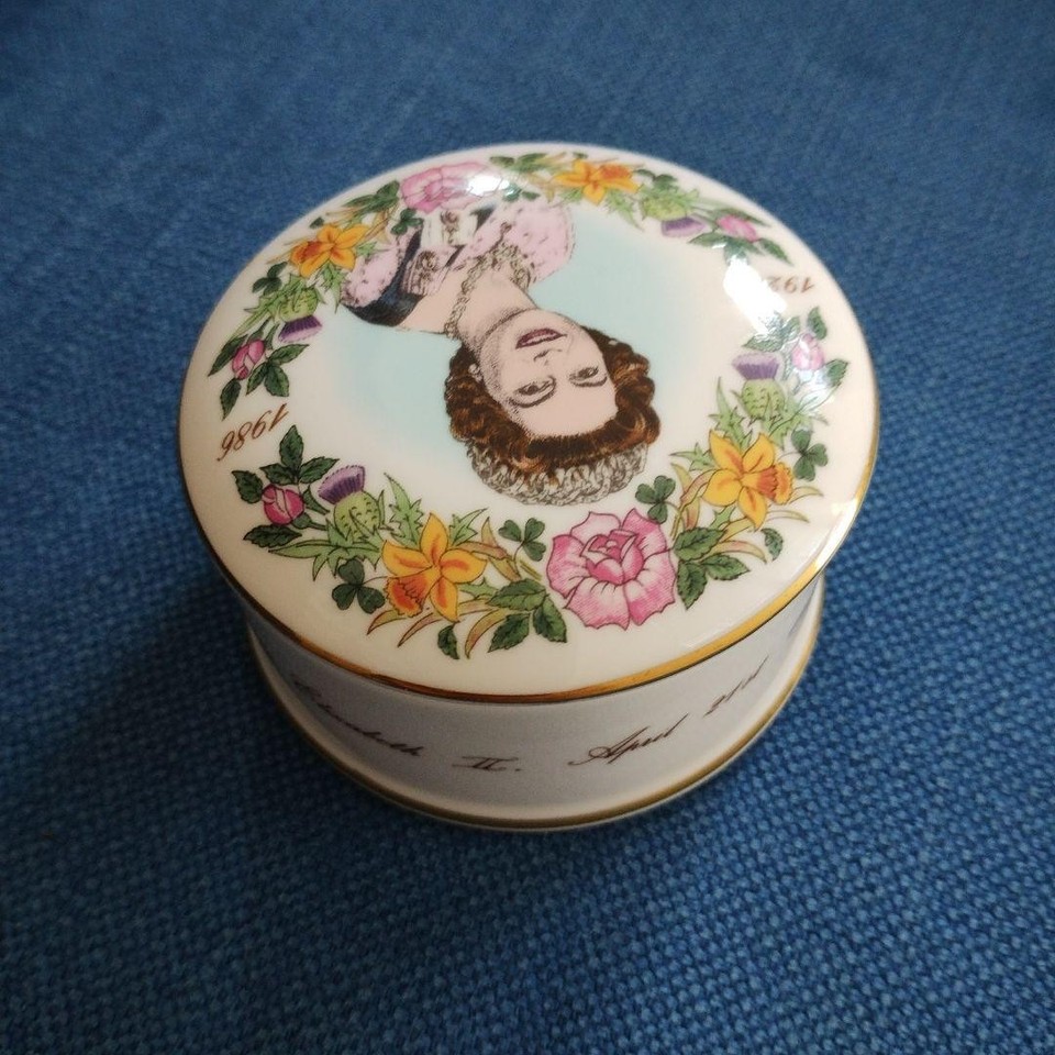 Coalport Queen Elizabeth 60th Birthday Trinket Pill Box | eBay