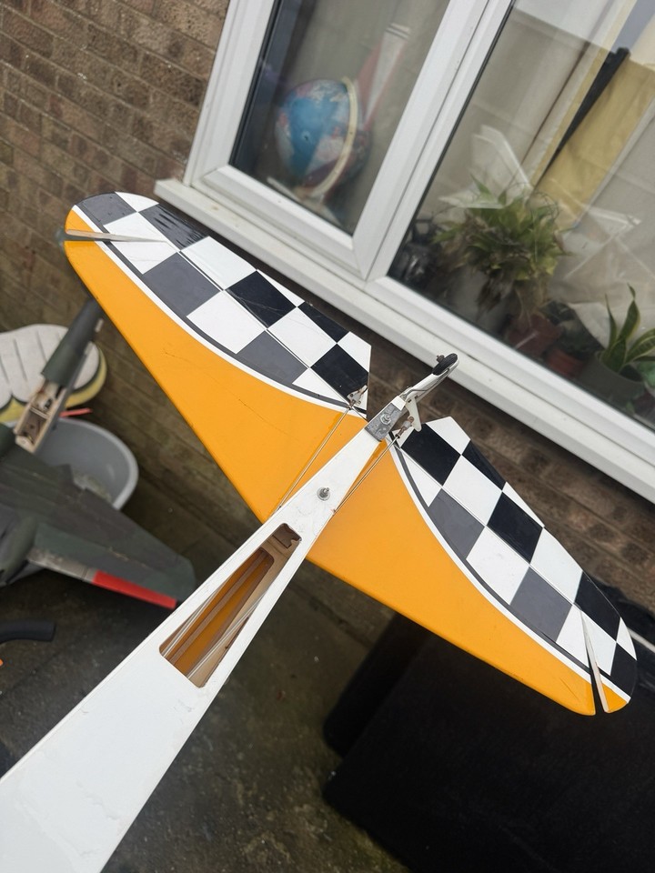 Rc Plane Hanger 9 Saratoga Electric | eBay UK