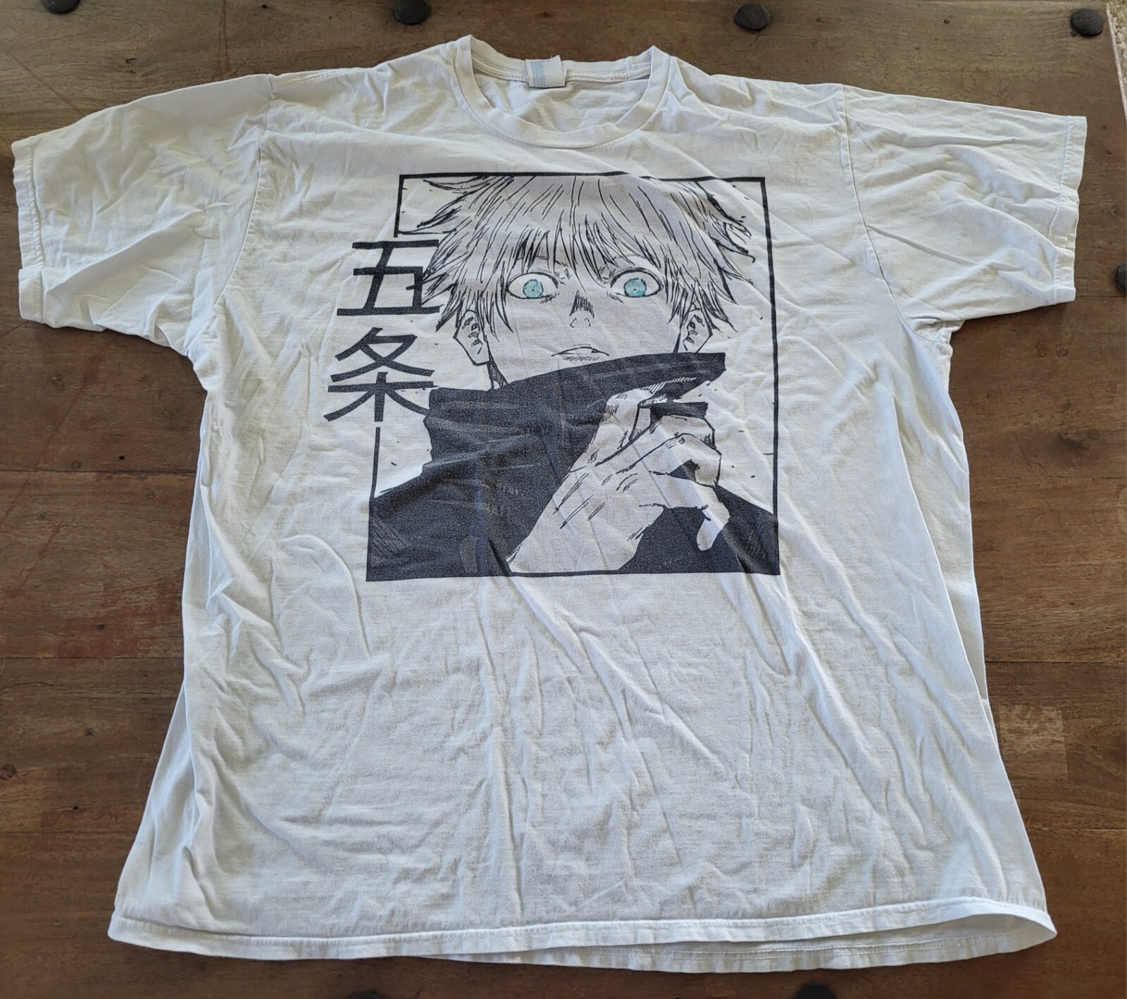 gojo satoru uniqlo jujutsu kaisen t-shirt - Gem