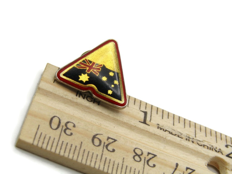 British Flag Pin Triangle Shape Vintage Gold Tone | eBay