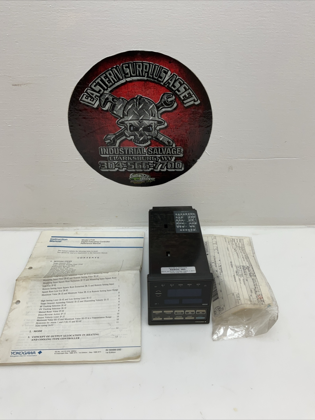 Yokogawa UT35-A13301*A Digital Indicating Controller NIB | eBay