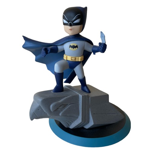 Q-Fig DC Comics Batman Q-POP-Loot Crate Exclusive Action Figure TV ...