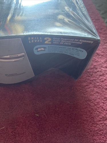 NEW Vintage AMT ERTL Star Trek Generations, USS Enterprise B Model Kit ...