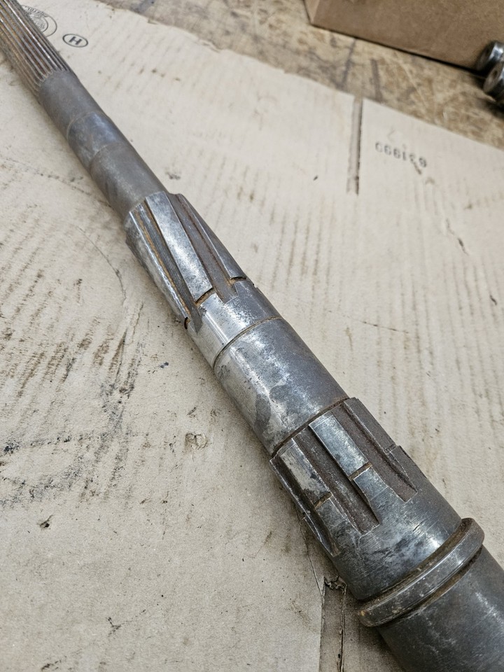 MUNCIE M20 M21 M22 4 SPEED Transmission 27 Spline Mainshaft Main Shaft ...
