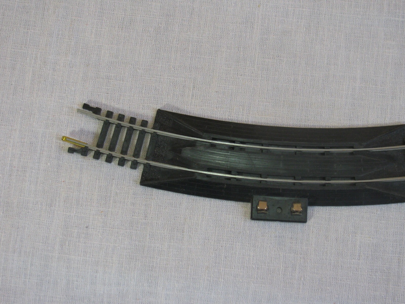 TYCO # 25671 Curved Terminal Track 18r Rerailer HO Scale for sale ...