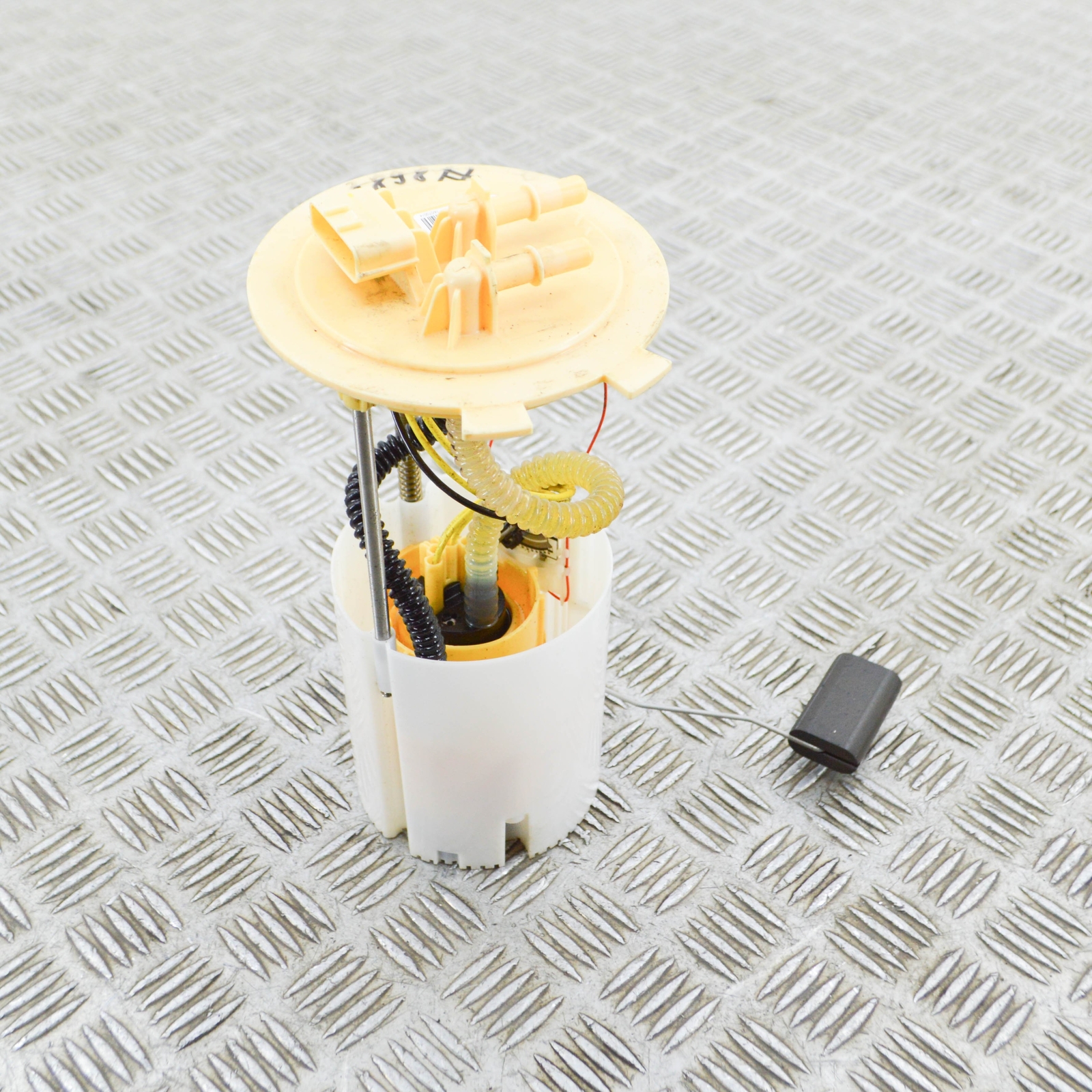 Pompe de réservoir de carburant NISSAN QASHQAI J11 17040-4EA0A ...