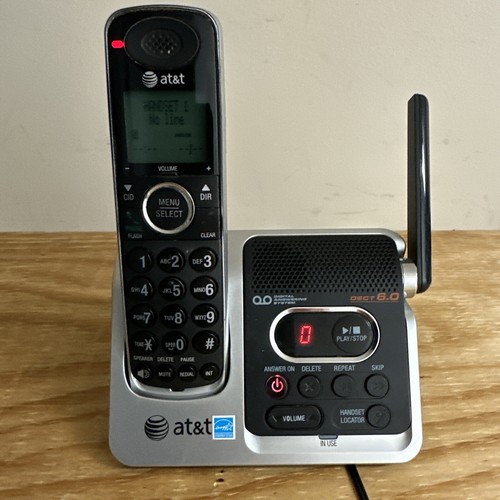 AT&T DECT 6.0 Phone Base Unit w/ Handset and Charger, Model #CL82450 | eBay