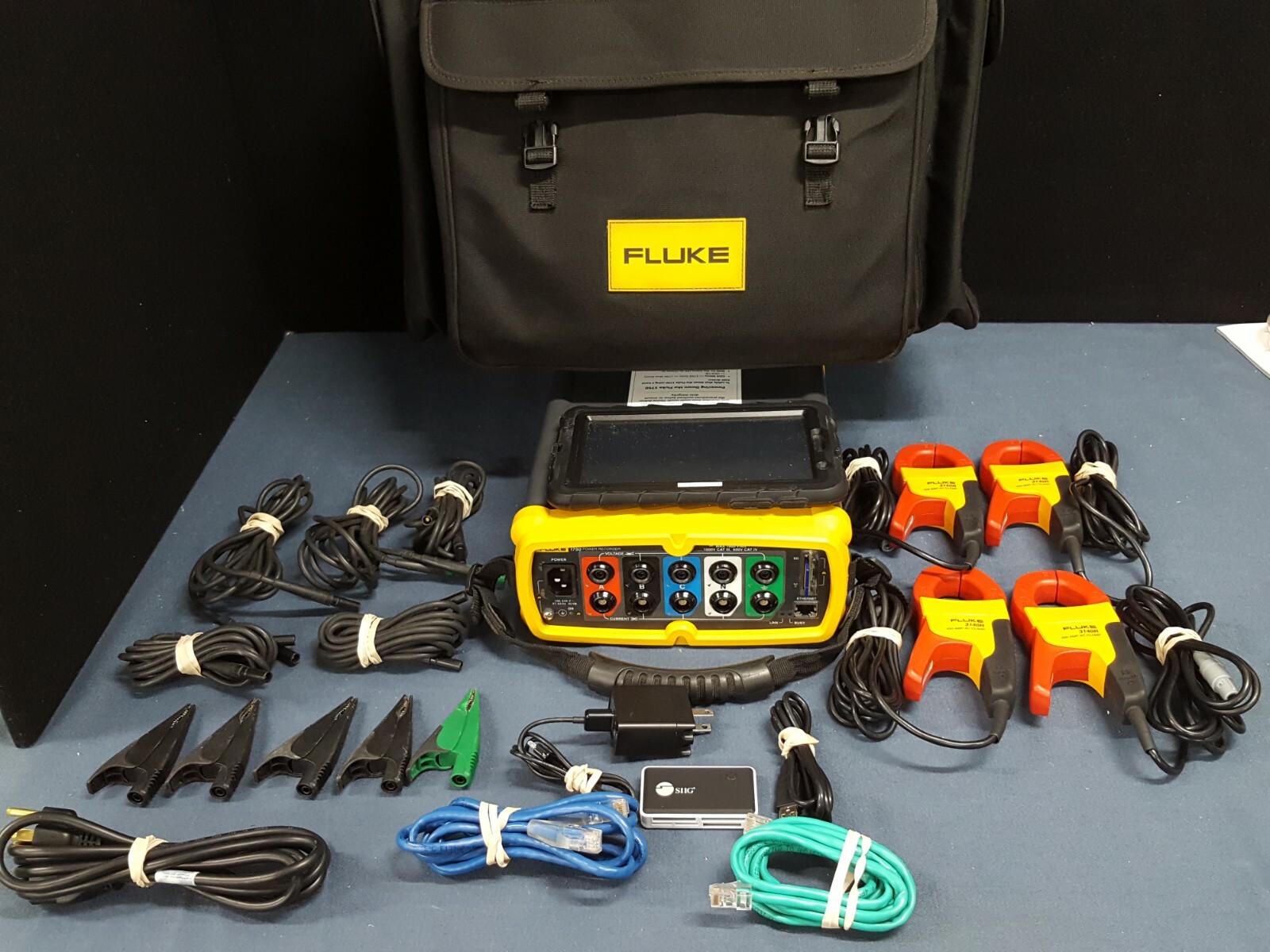 Fluke 1750: Power Recorder, with accessories (8008) | eBay