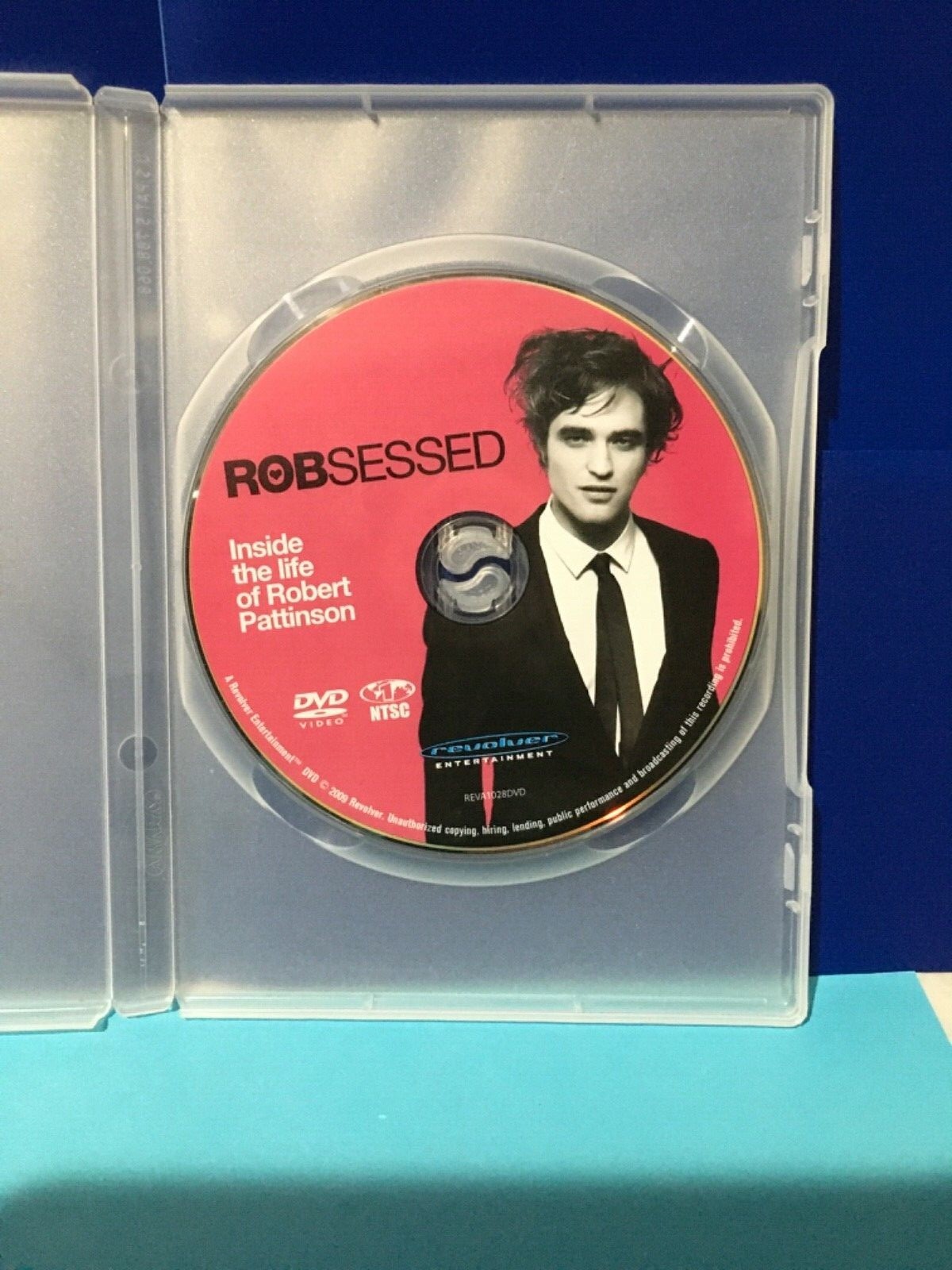 Robsessed ....inside the life of Robert Pattinson...dvd 829461000110| eBay