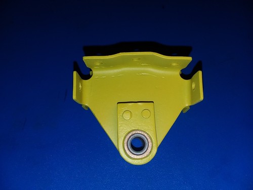 Cessna 150 lower RUDDER VERT FIN SIDE hinge half . P/N 0431010-1. OLA ...