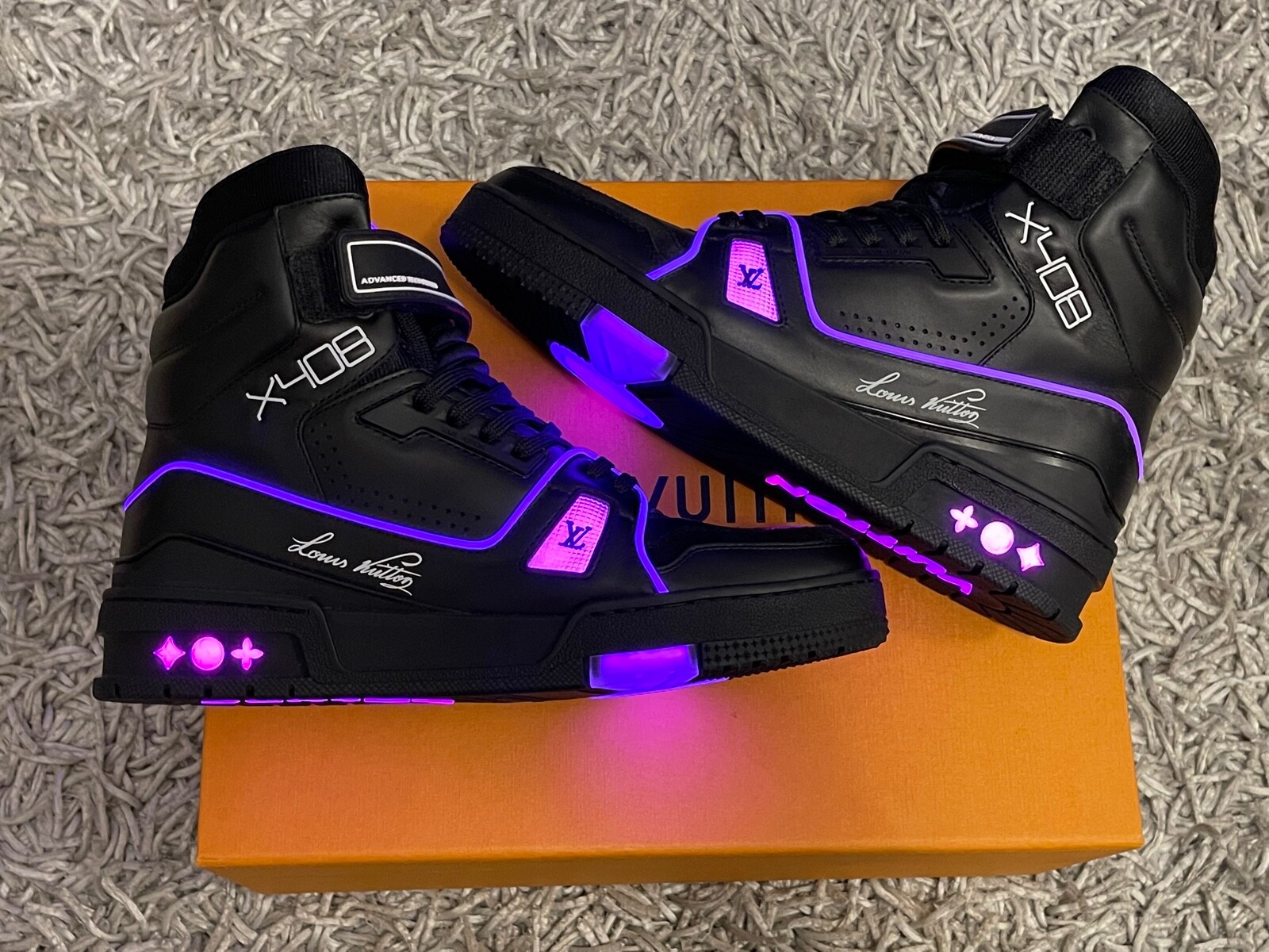 LOUIS VUITTON LED LIGHT UP X480 FIBER OPTIC LV TRAINER SNEAKER US 7 UK ...