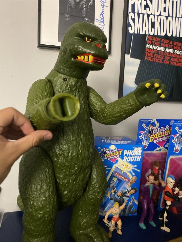 ROCKET FIRING 1977 GODZILLA FIST BROKEN PIECE ORIGINAL | eBay