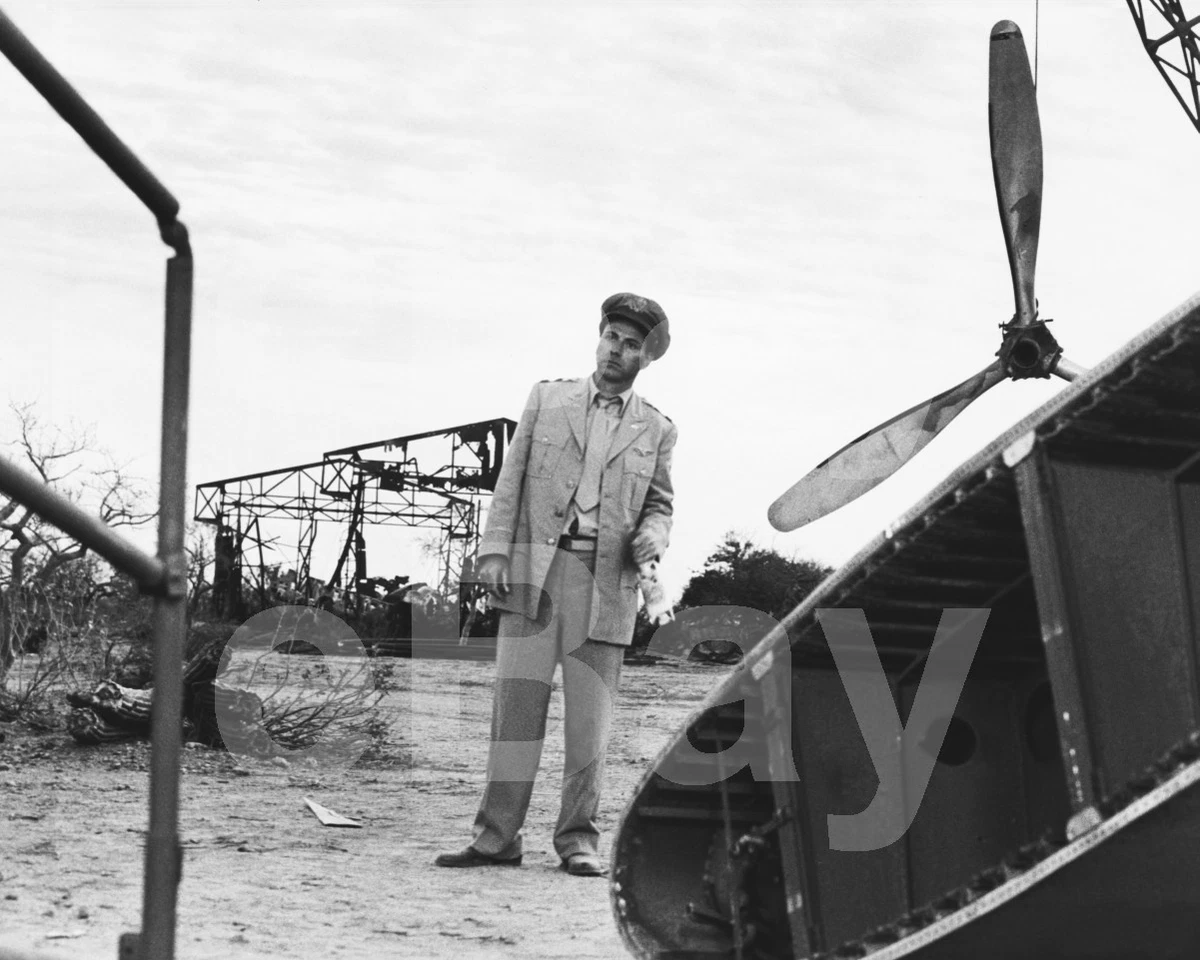 Alan Arkin Capture 22